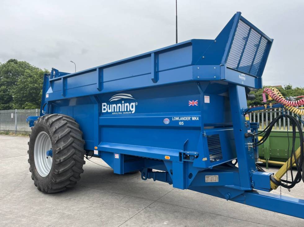 All Machinery - Tractors, Combines and Foragers - Michael Burdge