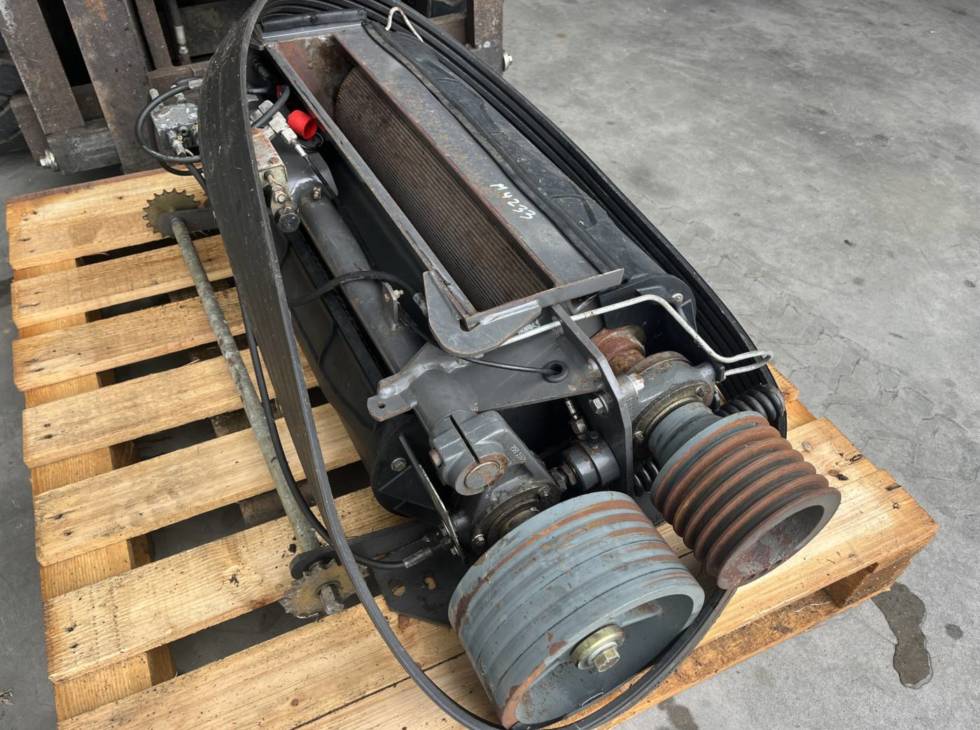 Headers / Crackers - Michael Burdge