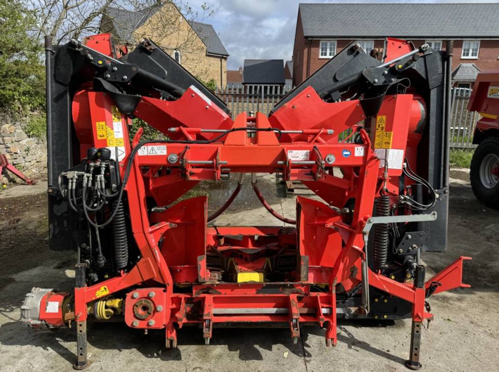 Headers / Crackers - Michael Burdge