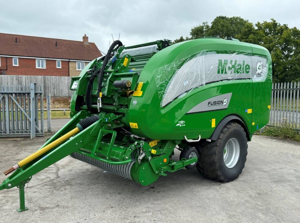 All Machinery - Tractors, Combines and Foragers - Michael Burdge